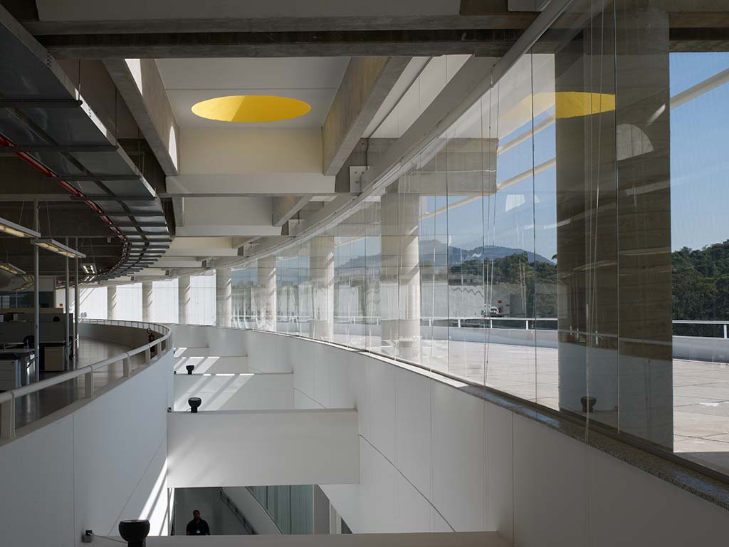 CENTRO DE INVESTIGACIONES Y TECNOLOGÍA MAHLE | Archivo BAQ