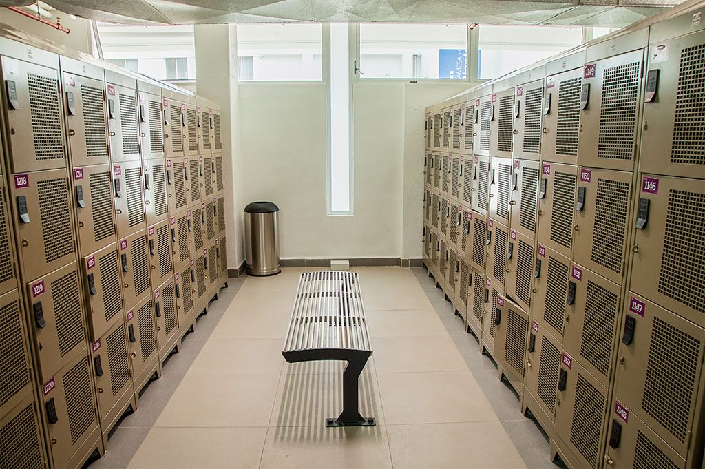 REHABILITACIÓN COMEDOR Y VESTIDORES PLANTA GAMESA MONTERREY - Archivo BAQ